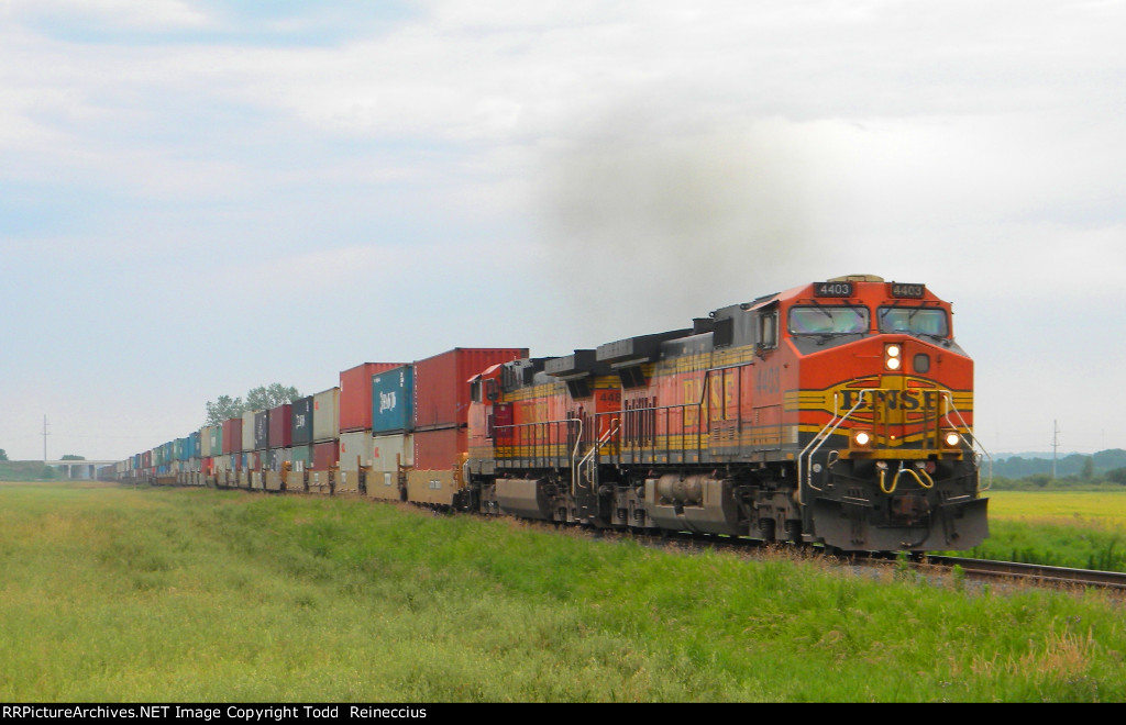 BNSF 4403